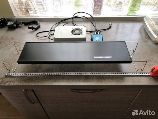 Продам аквариумный светильник фито licah CIT II